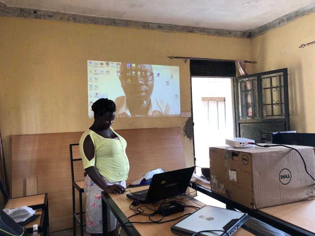 Edify Uganda Starts Regional Training of Teachers in Educational Technology – SML News UG